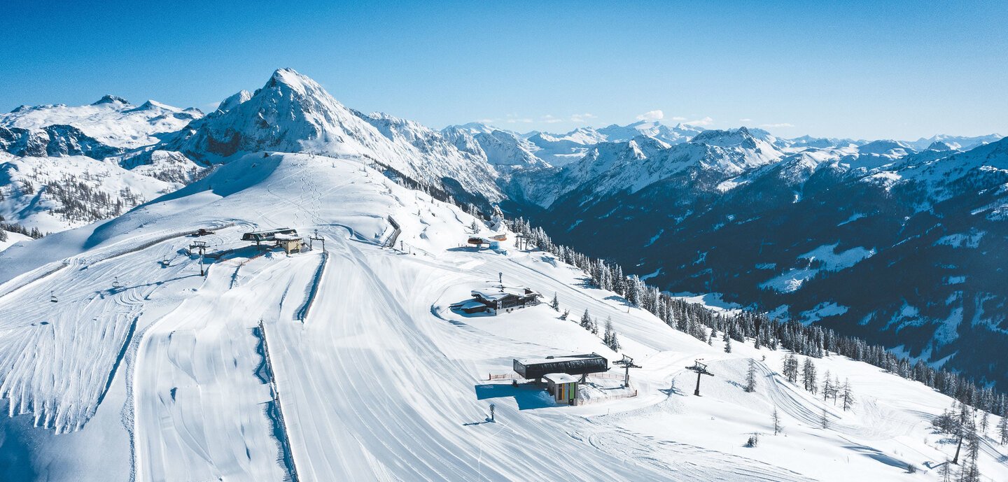 Snowmaking & Grooming Equipment | Shuttleberg Ski Resort, Salzburg